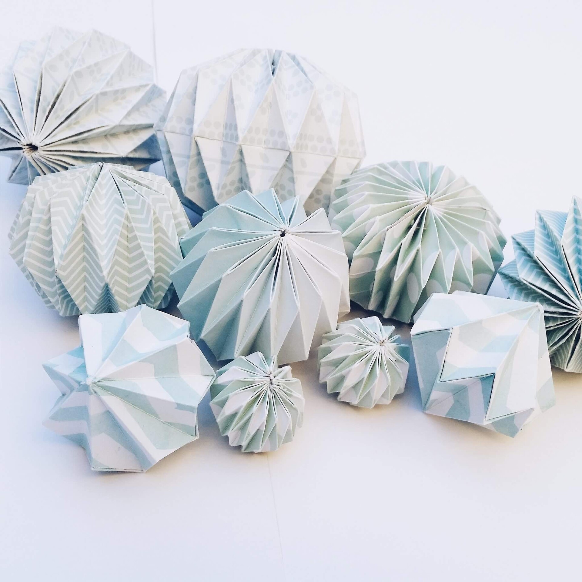 ArtStation - 3D Paper Balls Decor