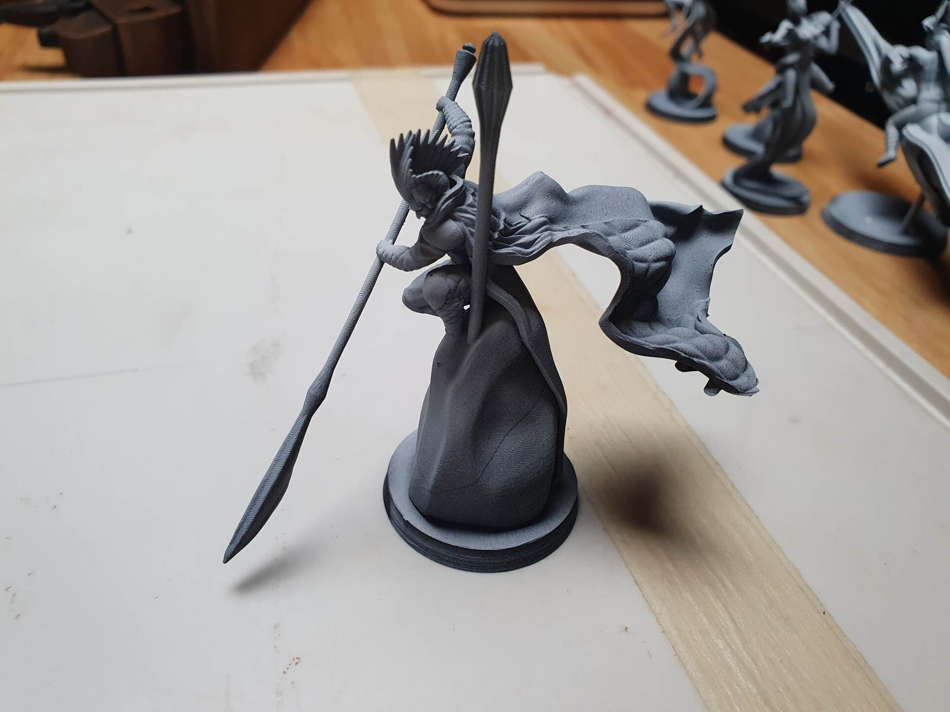 Isaac Odyss - Elven Jester - Mr Free Lance - 3D printable miniature