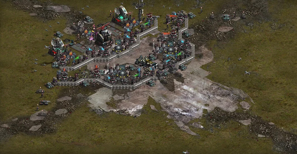 Daniel Akbari - War Commander