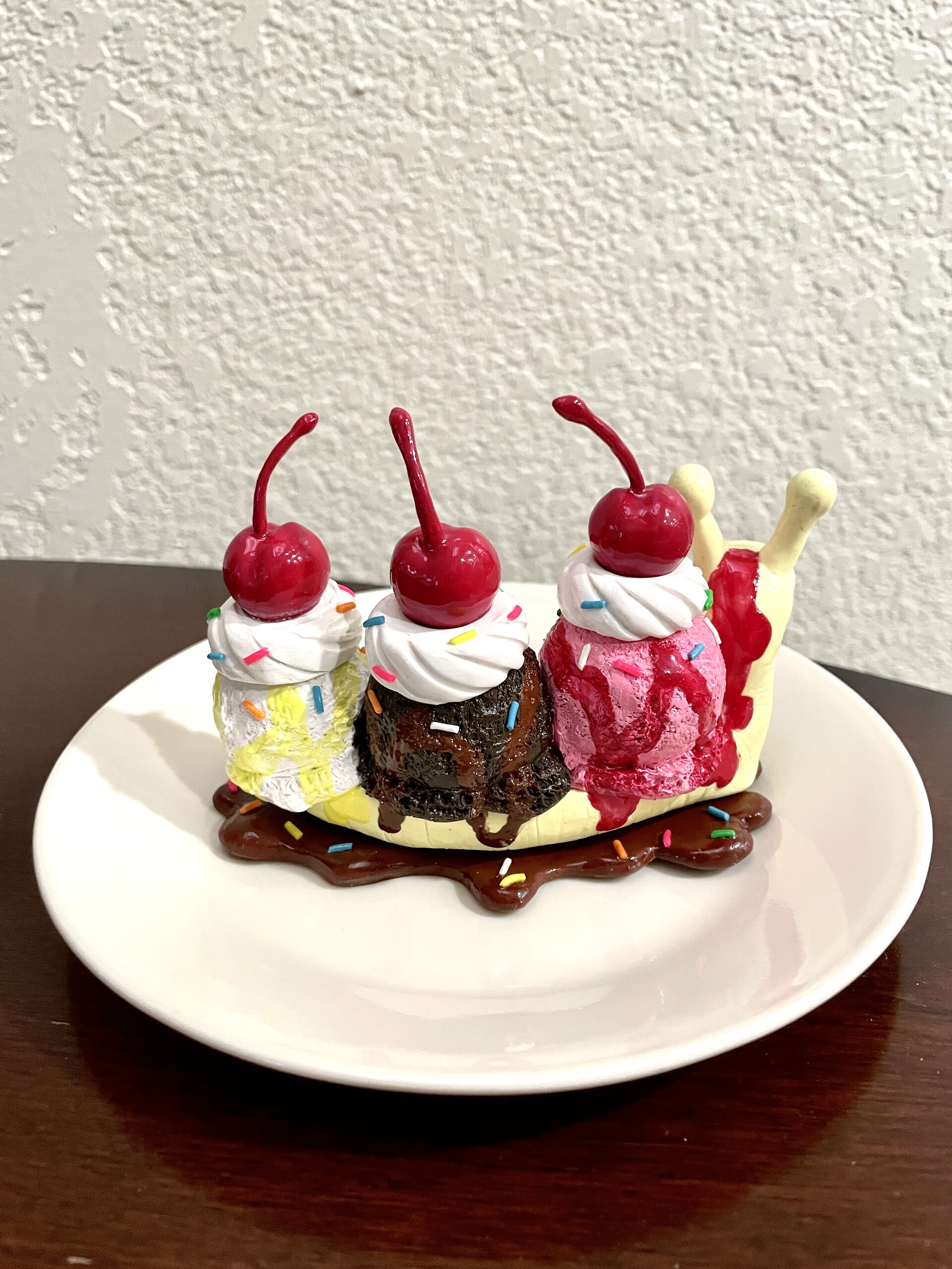 LunaRoseArts - Banana split snail