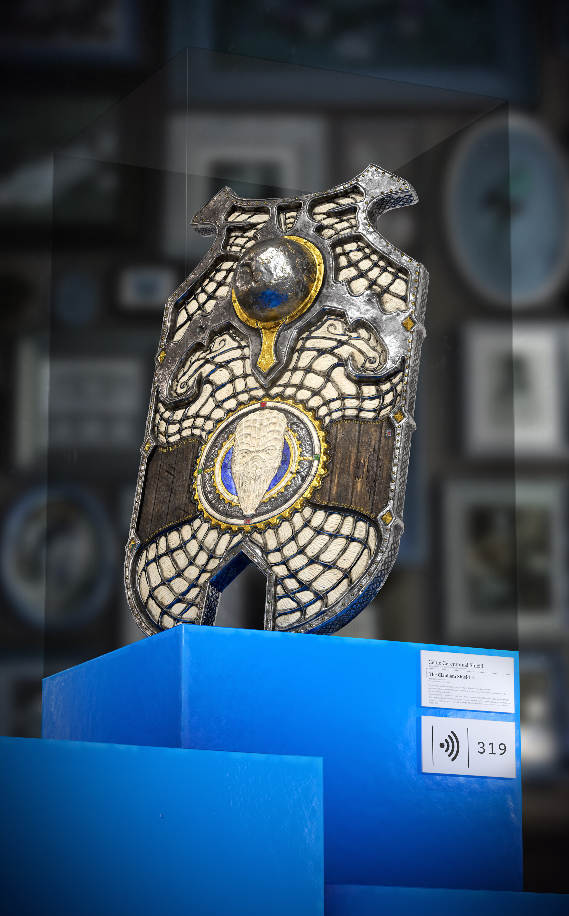 Guillian FOMBELLE - Demon's Blood - Celtic Ceremonial Shield