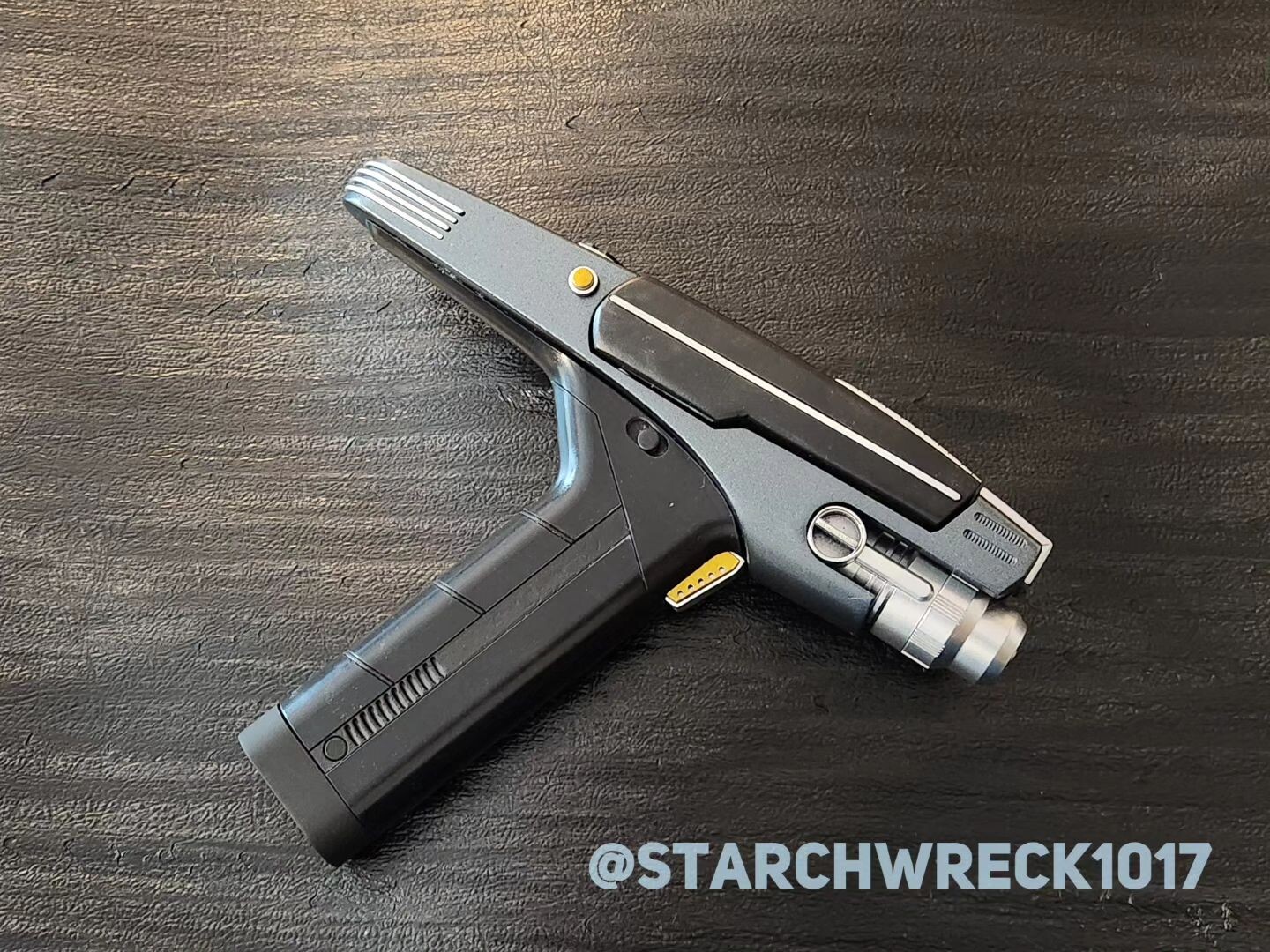 Ian Kisluk - Strange New Worlds Concept Phaser by Ray Lai