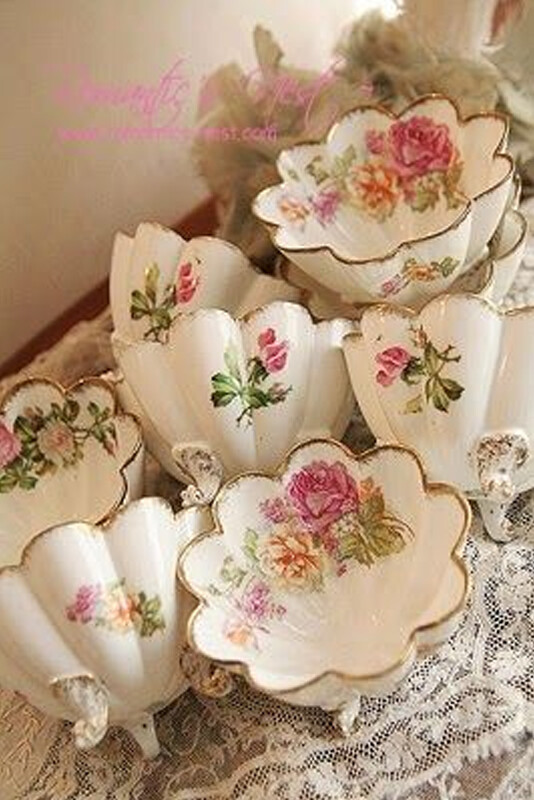 Despacita21 - Vintage Teacup Set