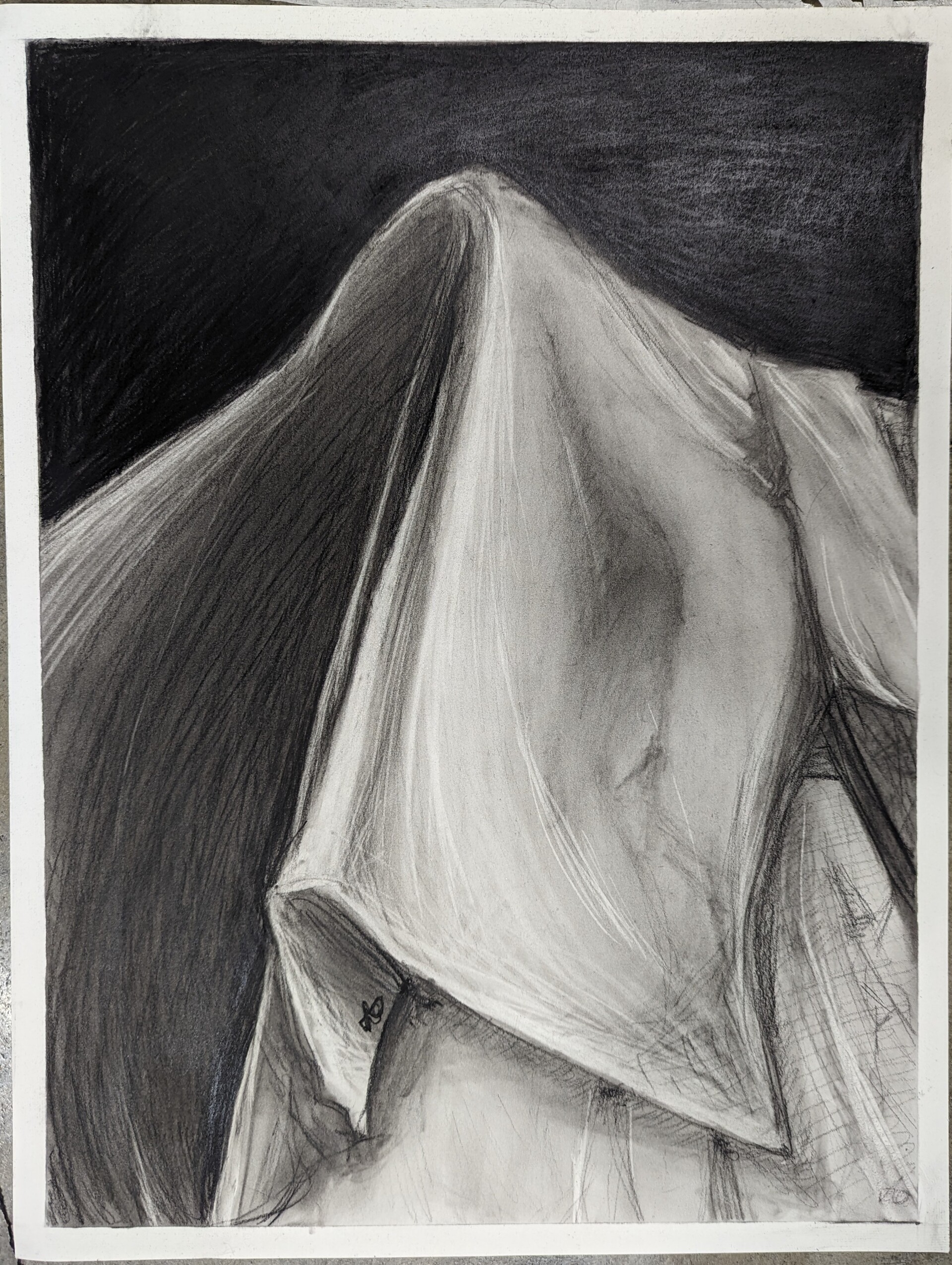 how to draw cloth with charcoal