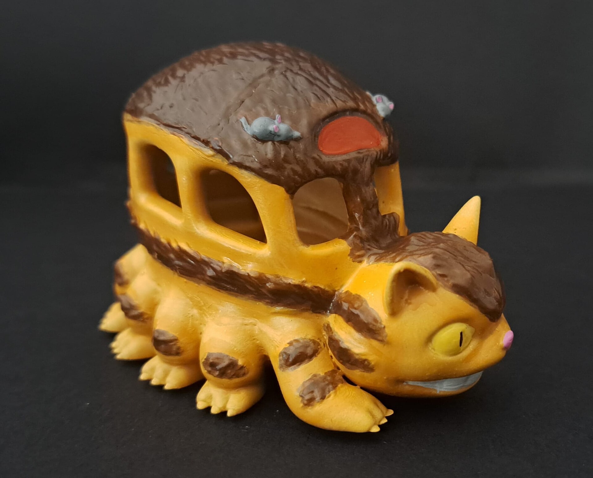 Sebastien AUCOUTURIER - Totoro Terrarium