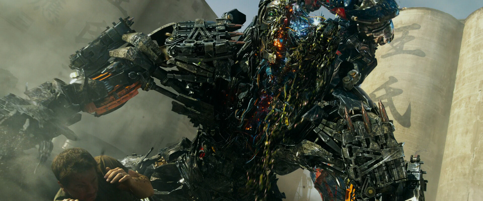 Adam Walker - Transformers Age of Extinction - Dropship and Lockdown Damage