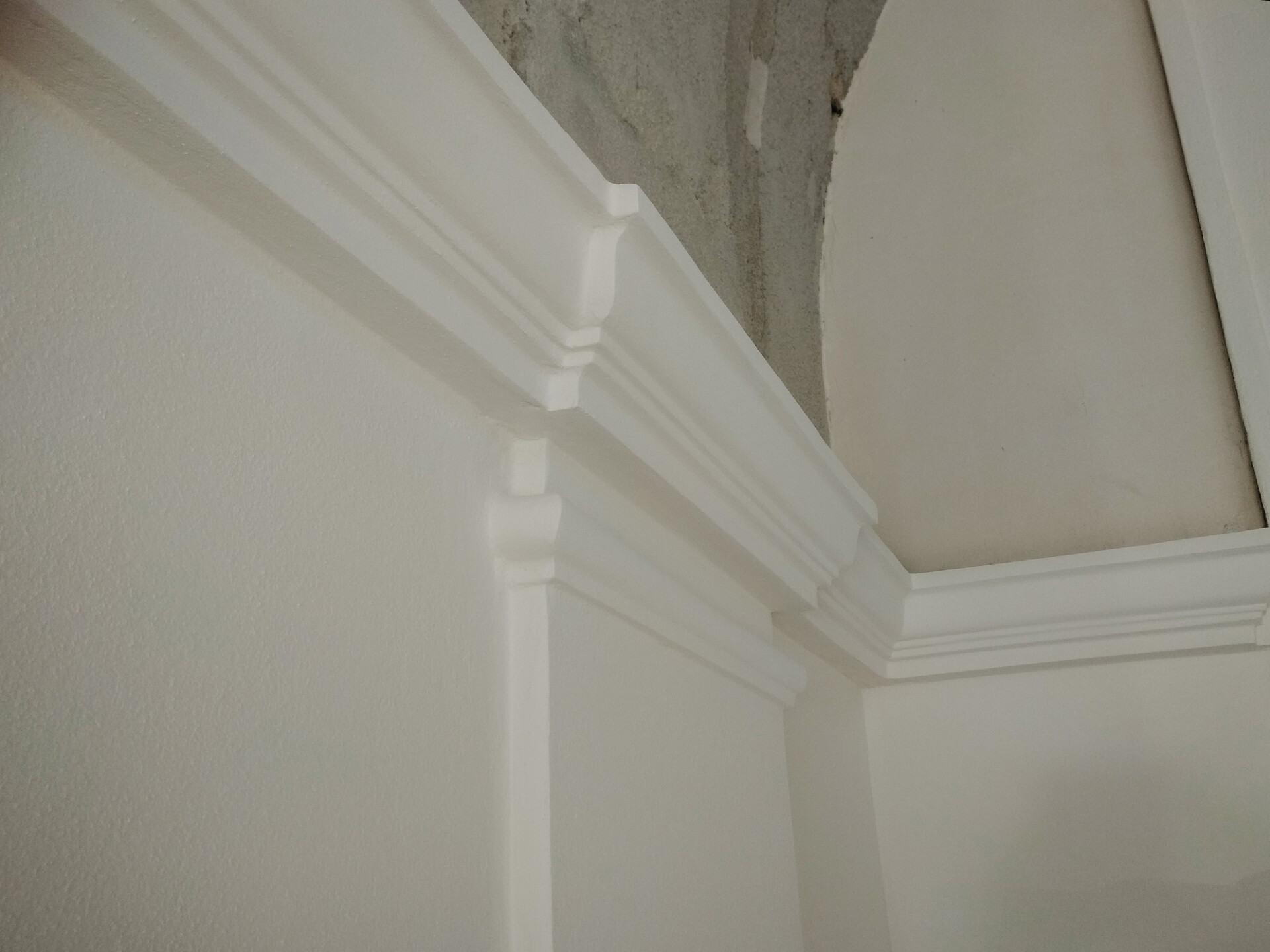 SculptureBook - Grasalkovičov (Presidents) palace dating back to 1760.