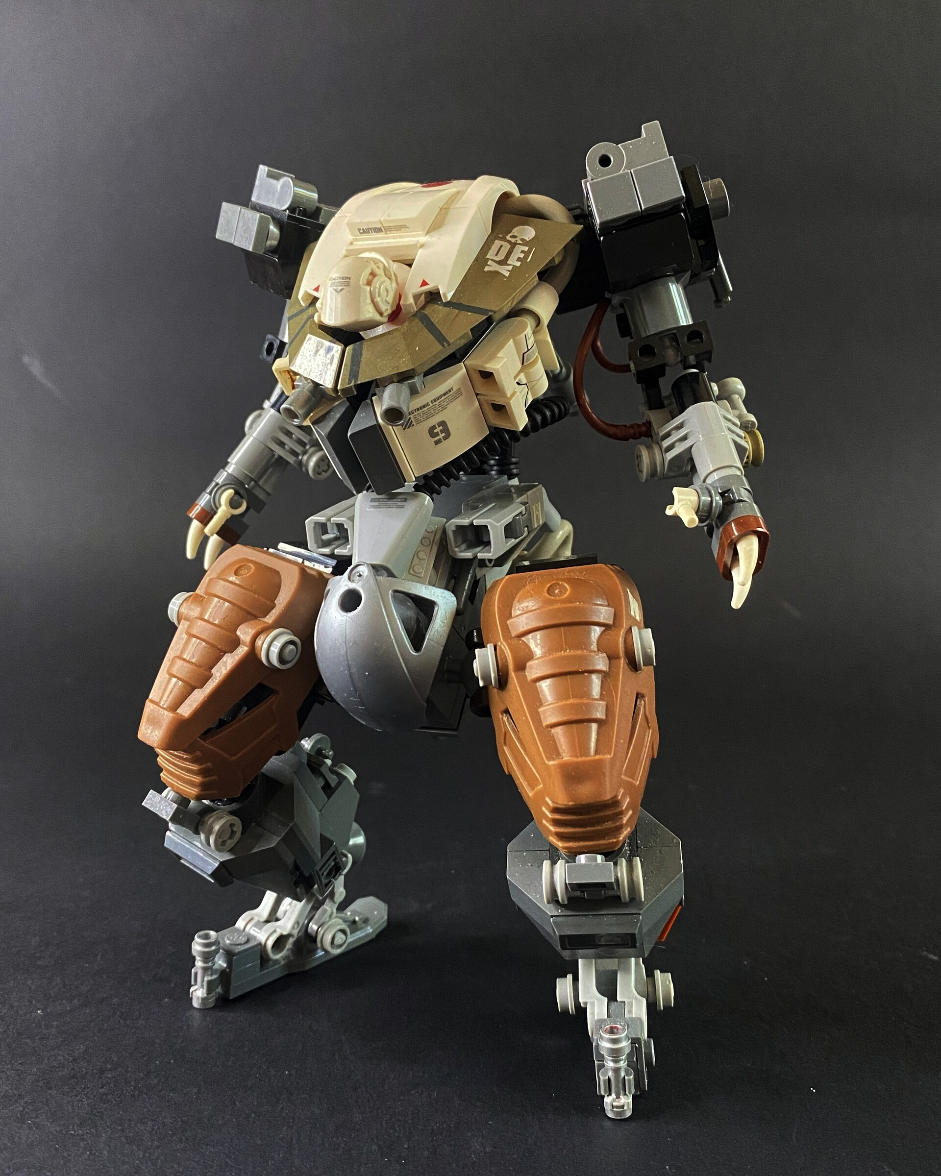 ArtStation - TYPE 9 MED MECH