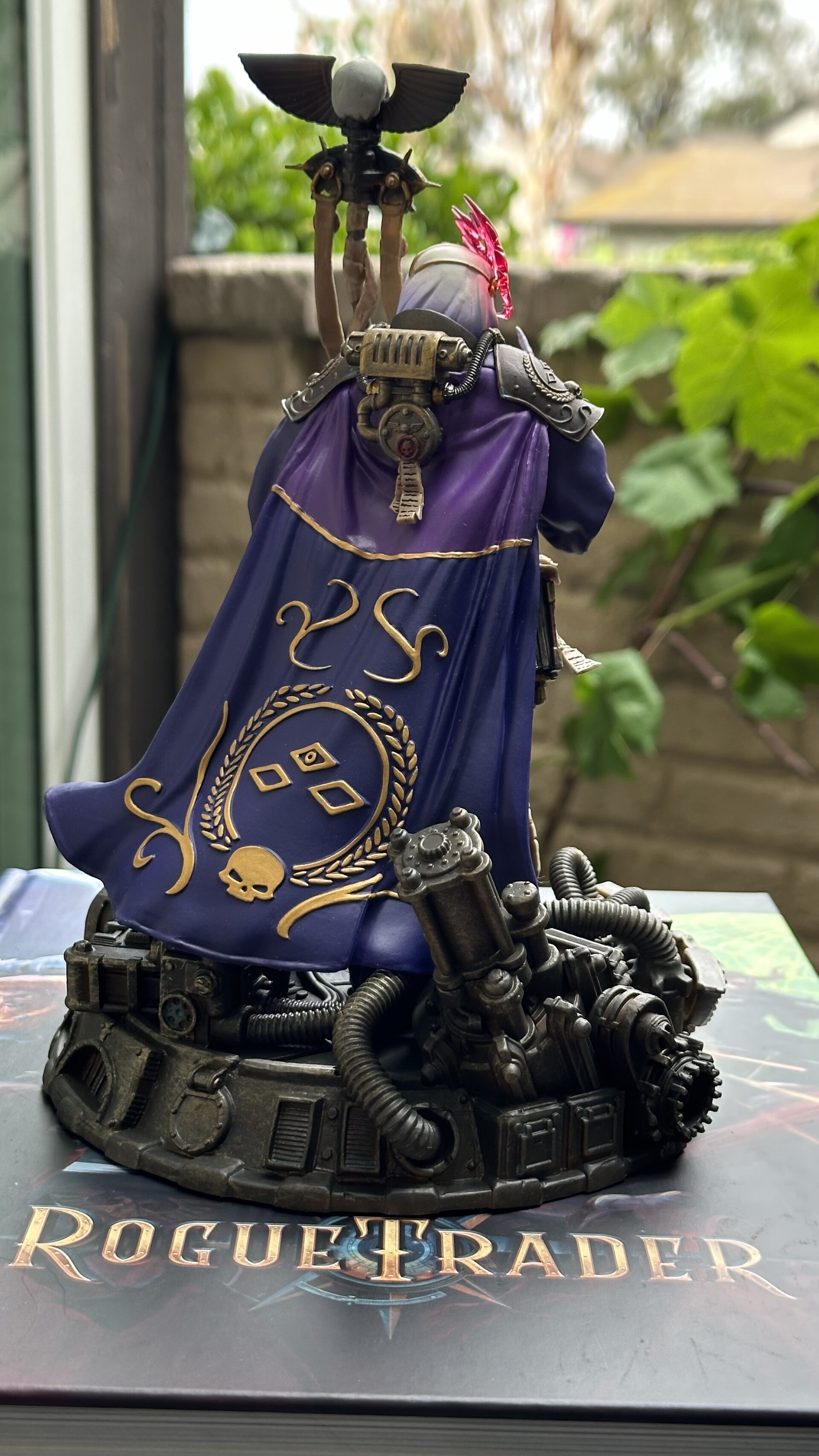 Vadim B - Cassia Orsellio, W40K: Rogue Trader collectors edition statue
