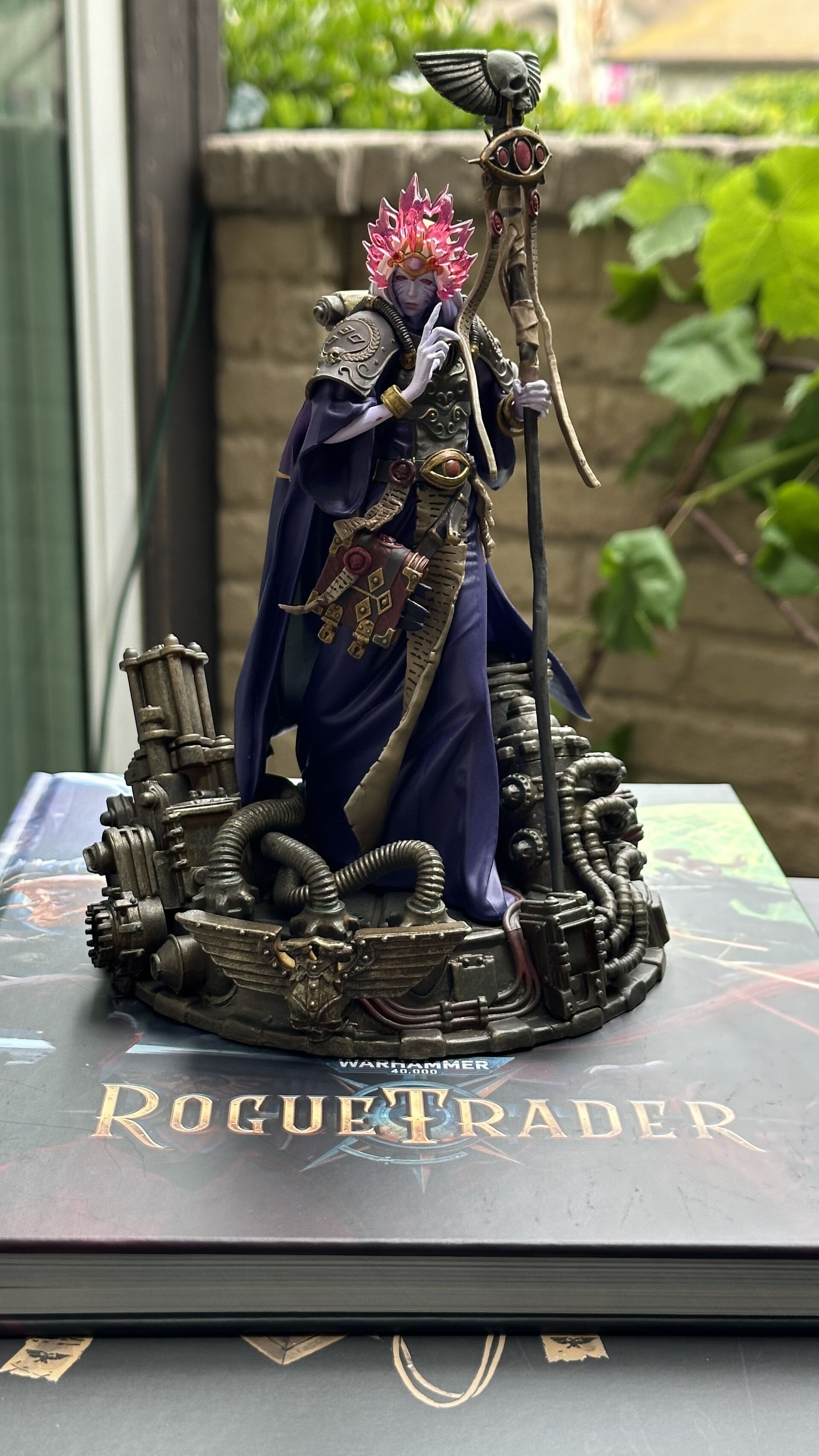 Vadim B - Cassia Orsellio, W40K: Rogue Trader collectors edition statue