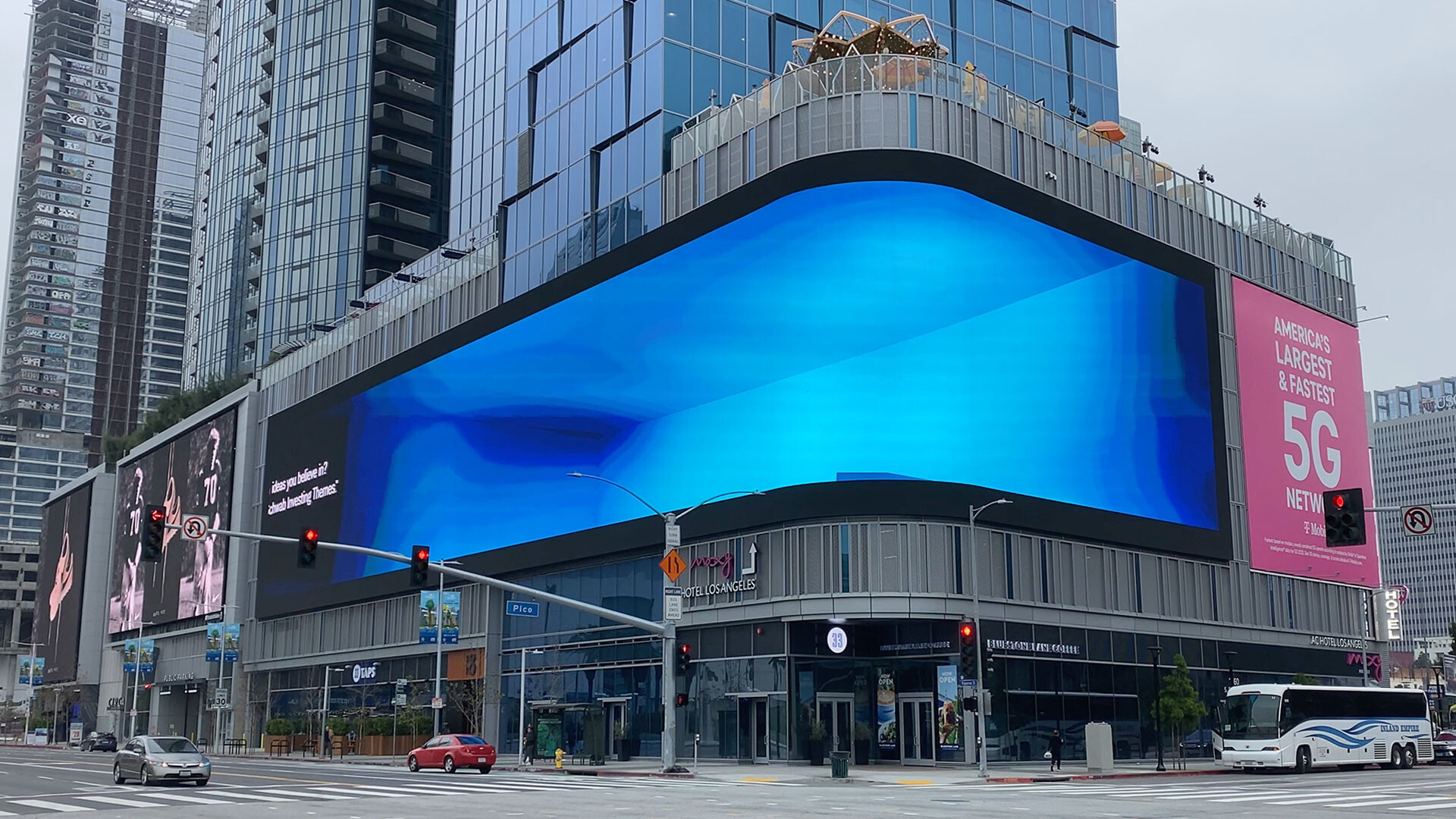Groove Jones - Charles Schwab Anamorphic 3D Billboards - New York and Los Angeles