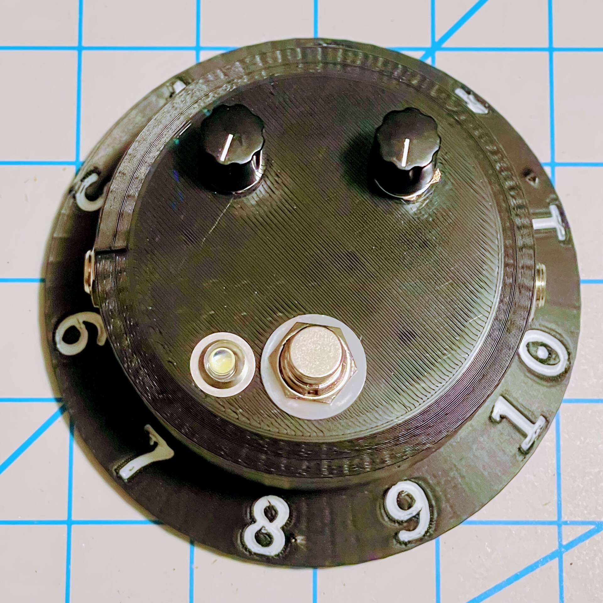 Tim Samoff - Handmade Effects Pedals