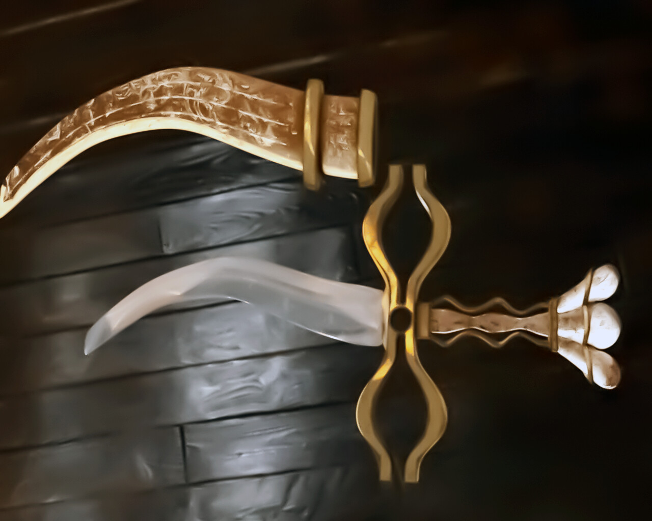 Victor Edward - Fantasy Curved Dagger
