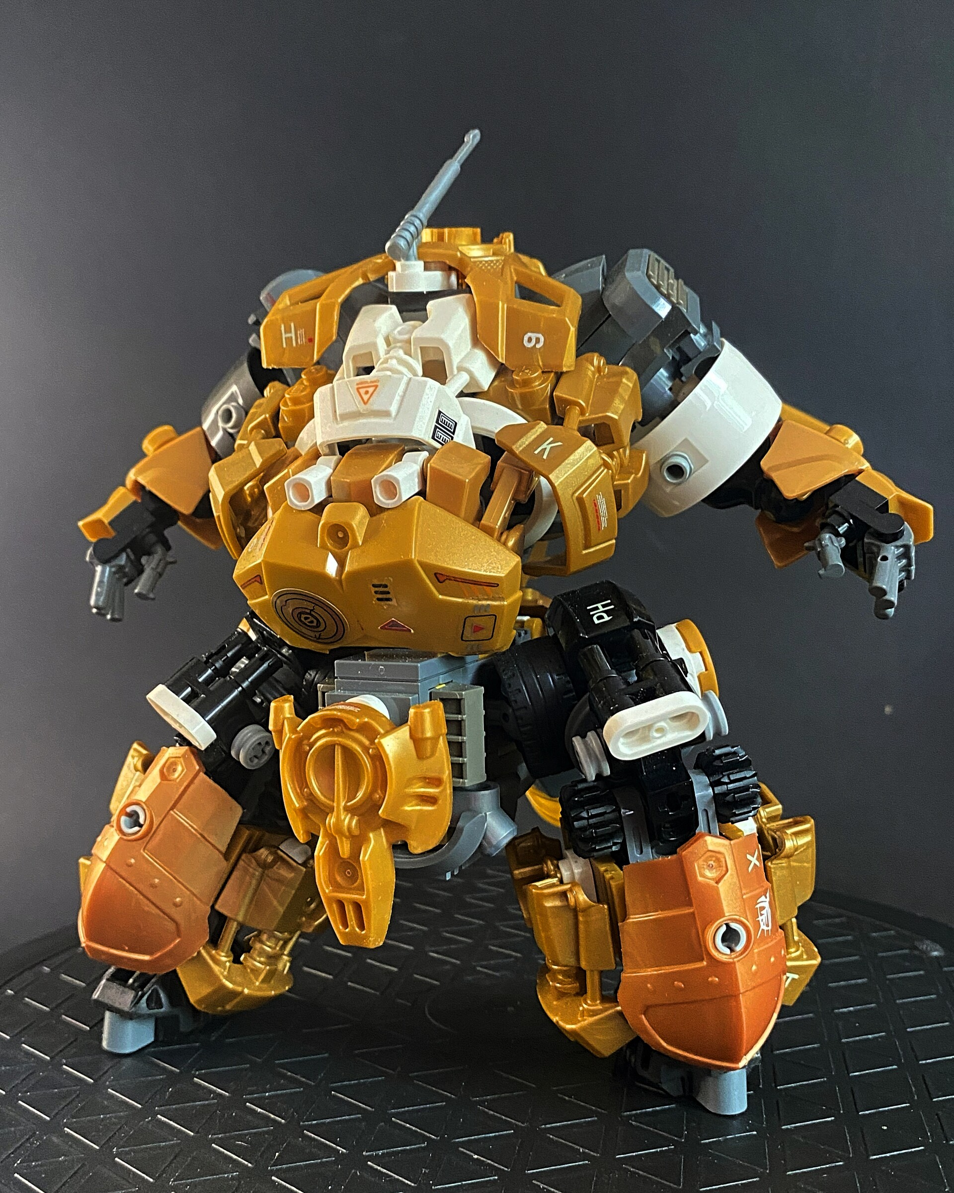 ArtStation - GLD-ADAM 3 MECH