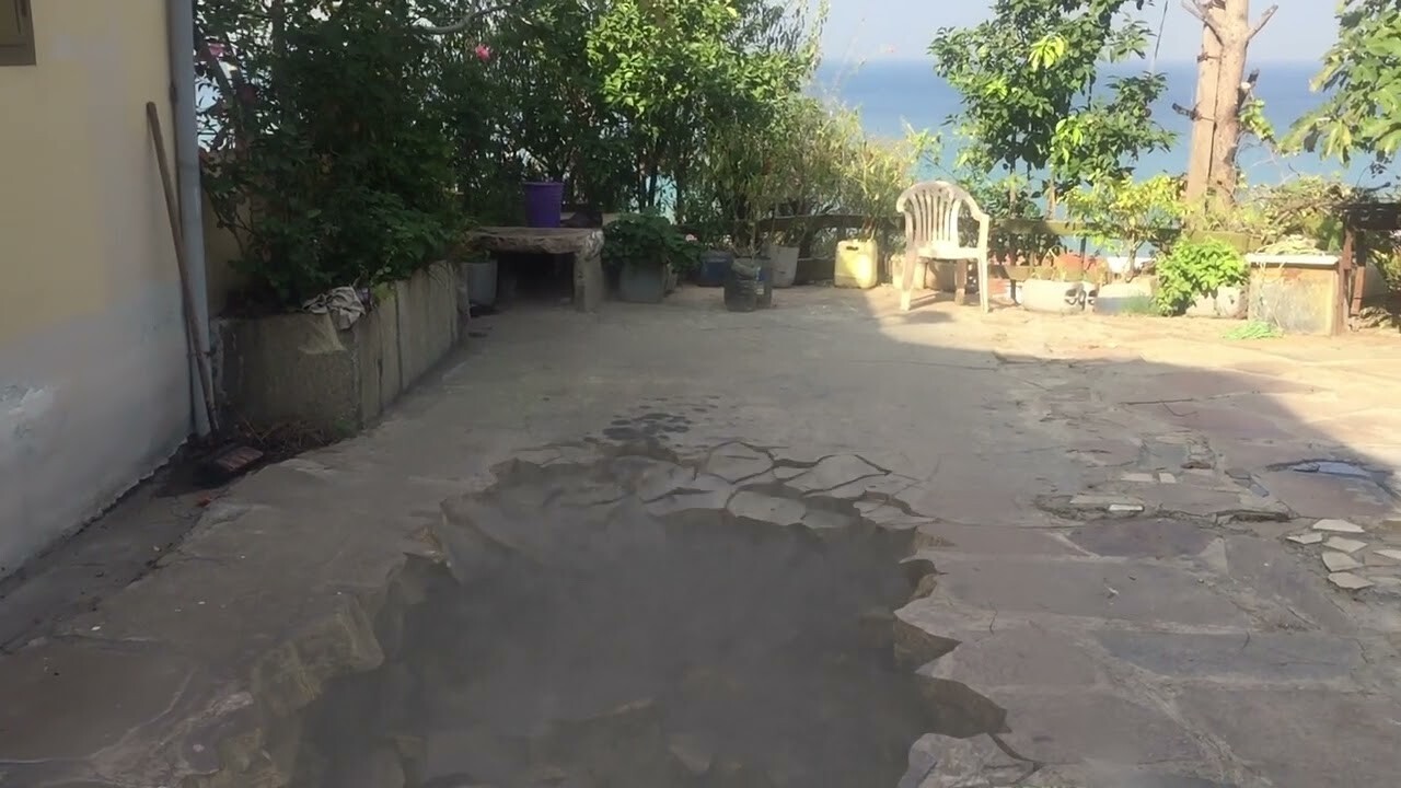 ArtStation - ground destruction simulation