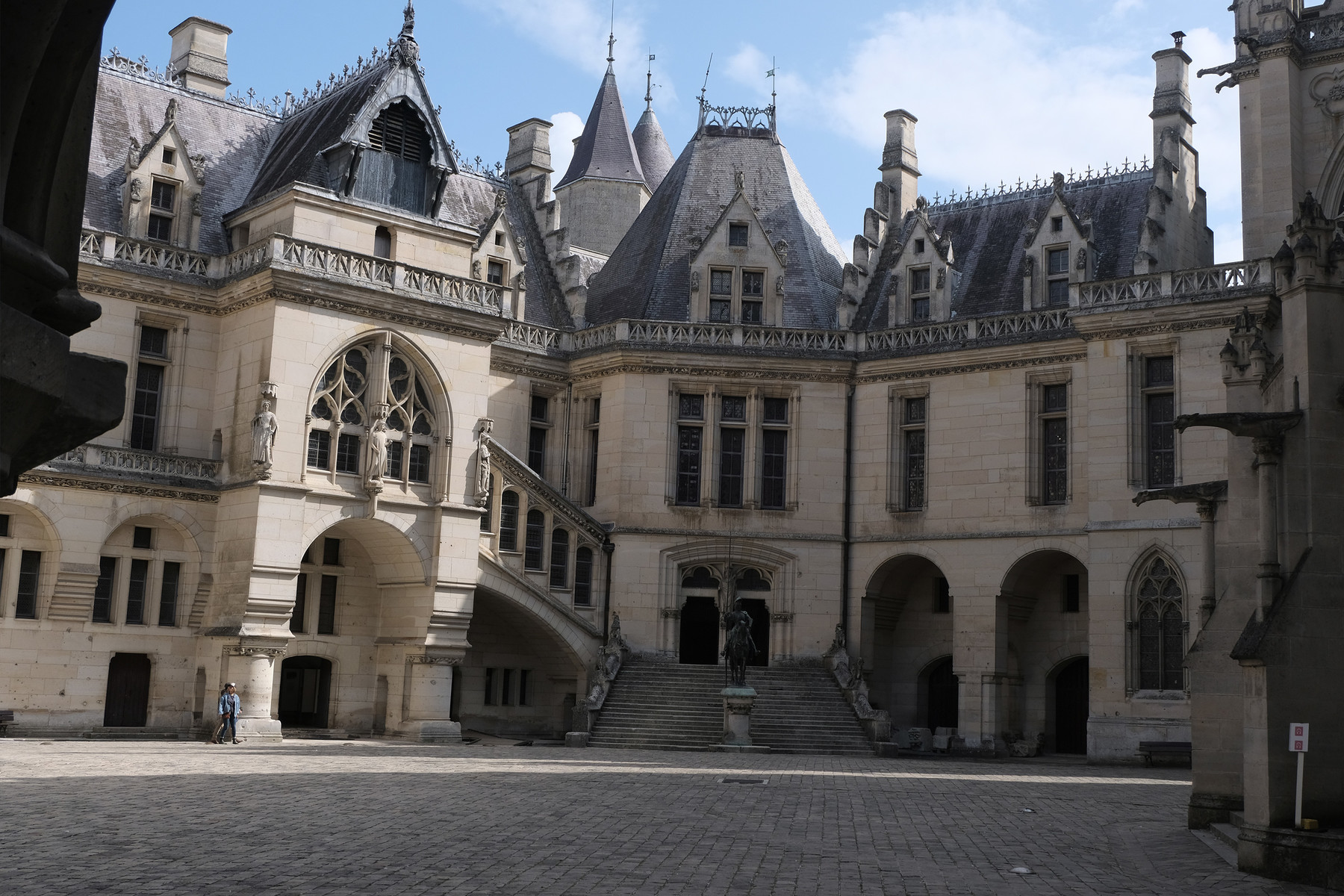 ArtStation - Neo-Medieval Castle | Resources