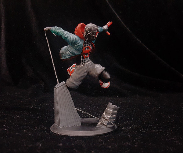 ArtStation - SPIDERMAN INTO THE SPIDERVERSE MILES MORALES STATUE 3D ...