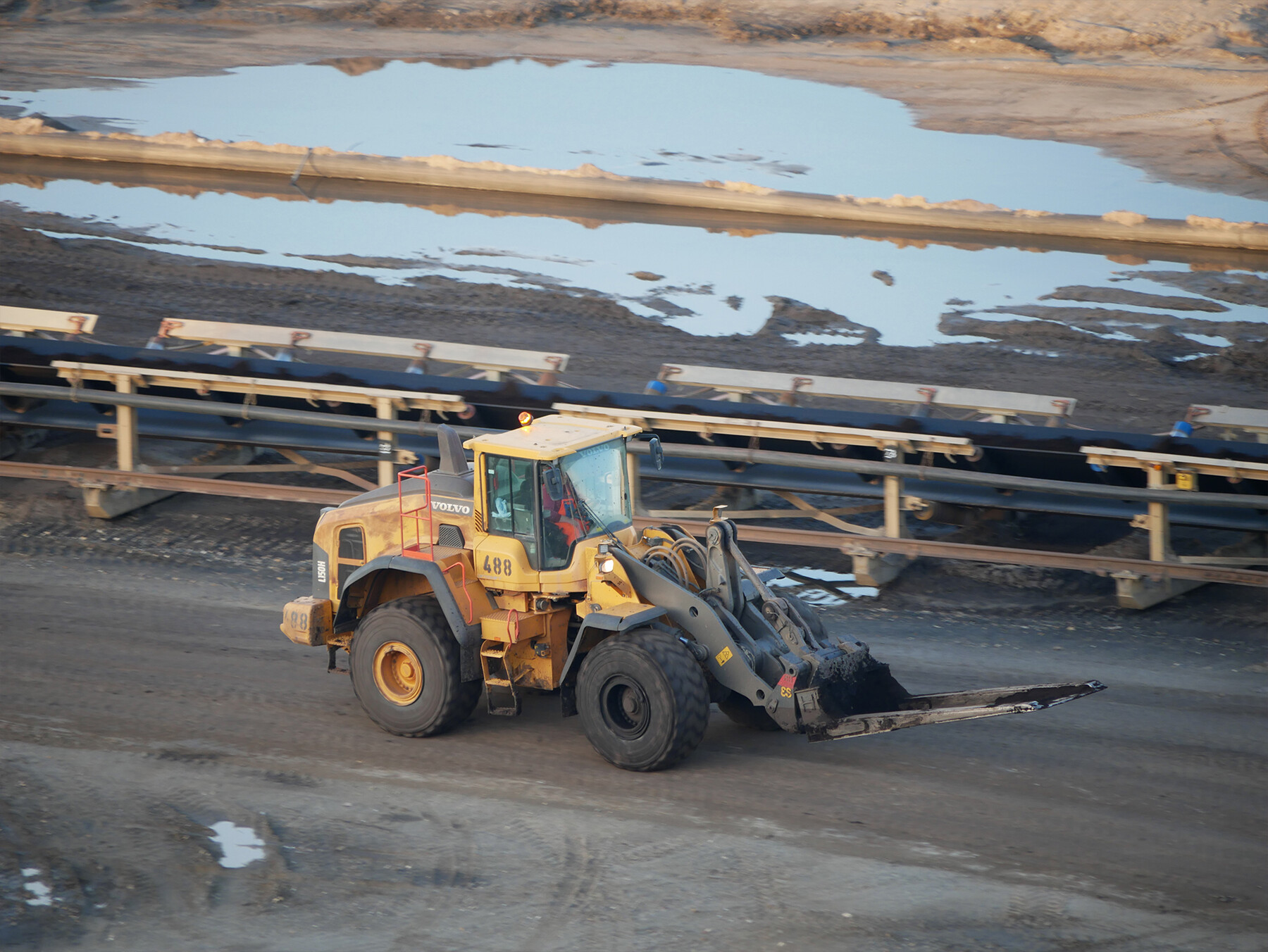 ArtStation - Open-Pit Mining - Reference Pack | Resources