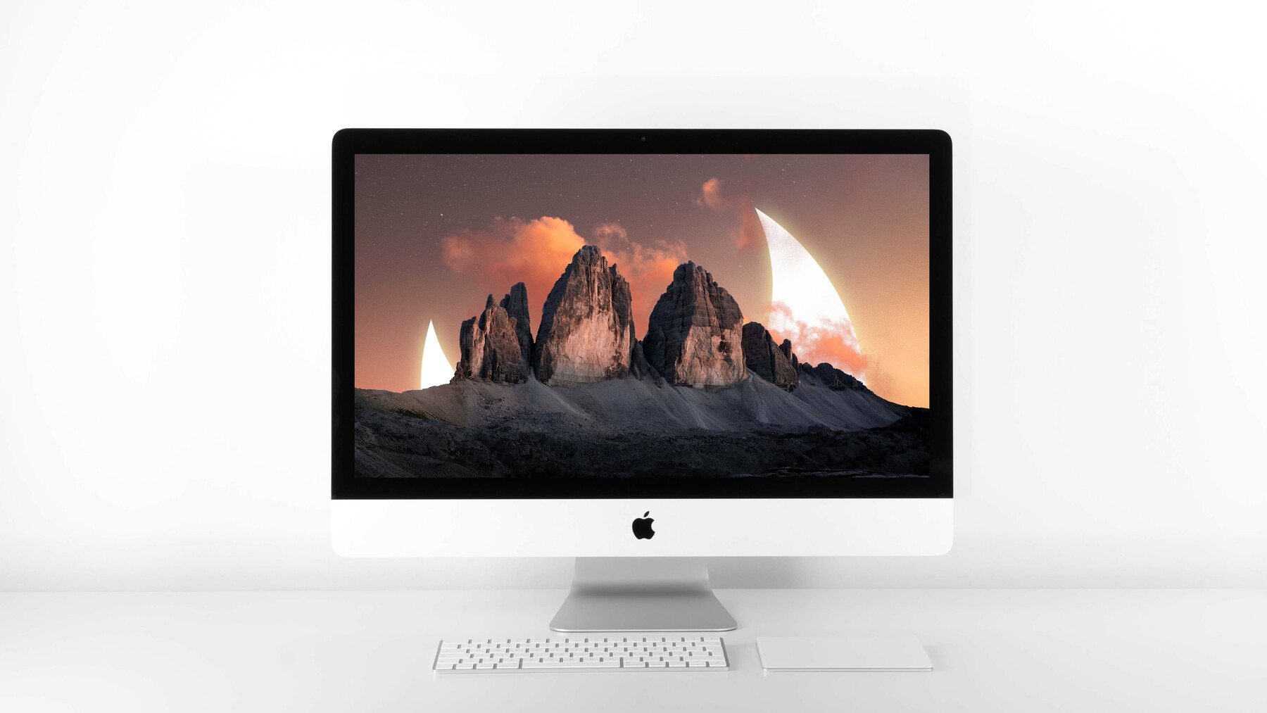 ArtStation - Moon Peaks - Single Desktop Wallpaper | Artworks