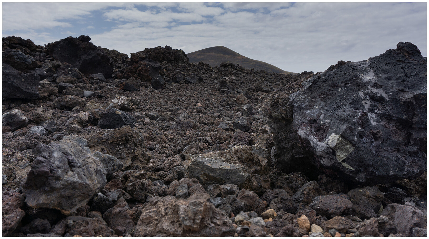 ArtStation - Vulcanic Island - Landscapes and Rocks | Resources