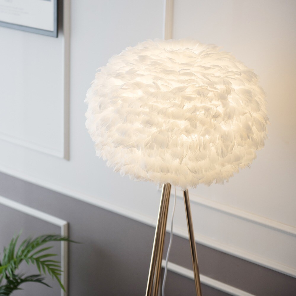 ArtStation - Pluma Feather Lighting Stand | Resources