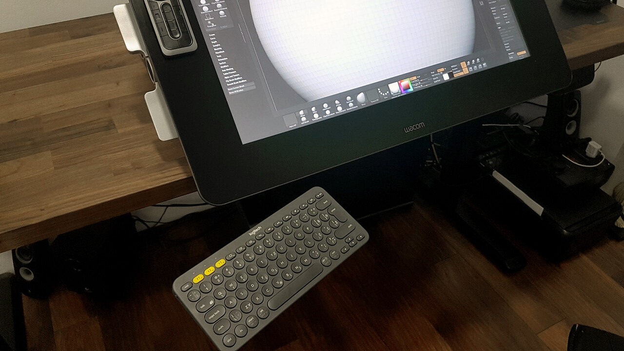 Damir G Martin - DIY wacom cintiq + keyboard solution